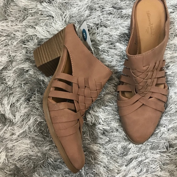Universal Thread | Shoes | Universal Thread Aiden Heel Mules | Poshmark
